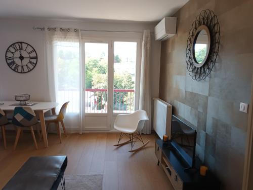T2 Centre Ville, Soulages, Amphitheatre - Wifi Clim Balcon Parking - Rodez