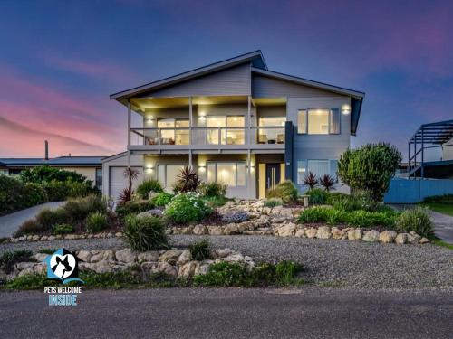 Majestic Ocean Views In Architectural 3br House - Goolwa