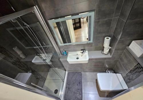 Luxury Double Room With Private Bathroom - Leith