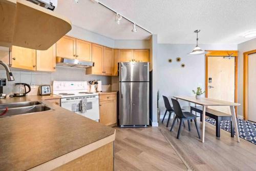 Lux 2br 5bd Suite Mountain View! - Canmore