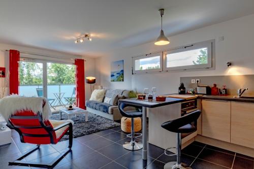 Le Coquelicot 3 Etoiles - Proche Vieille Ville, Calme & Confort - Annecy