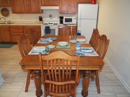 New! The Blessing - A Cute And Cozy Apartment! - Benzonia, MI