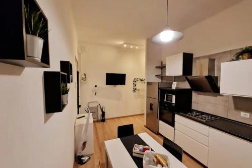 Fiera Station Apartment - Bologne
