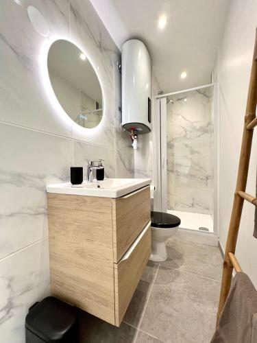 Studio Beaux Arts - *Proche Centre *Clim *Balcon - ibis Montpellier Centre Comedie