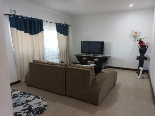 Zoe Apartments - Livingstone, Zambia - Updated 2026: Prices and reviews ...