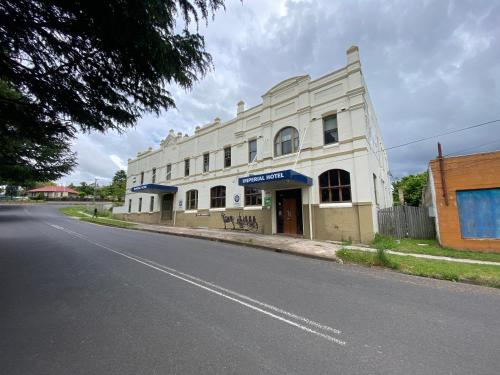 Historic Pub Accommodation En-suites - Double Rooms - Twins - Blue Mountains
