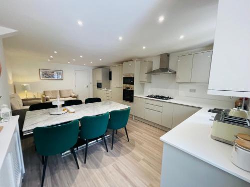 Riverside Double Room Garden View E14 - Greenwich