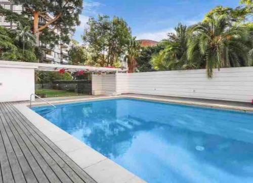 Harbourside Style, 2 Bed, A/c, Pool -Elizabeth Bay - Sydney