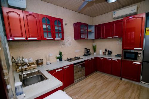 Irofo City Comfort Suites-cozy, Affordable & Personalized Stays - Accra