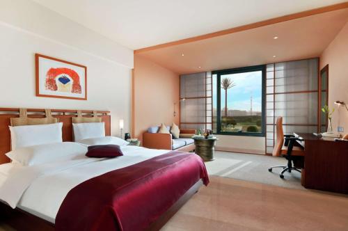 Hilton Kuwait Resort - Kuwait, Kuwait - Updated 2026: Prices and ...