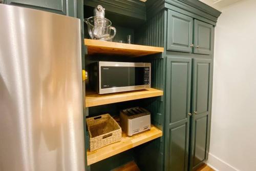 From $86 - Walk to Main St. & Mountain - Duplex with Hot Tub ...