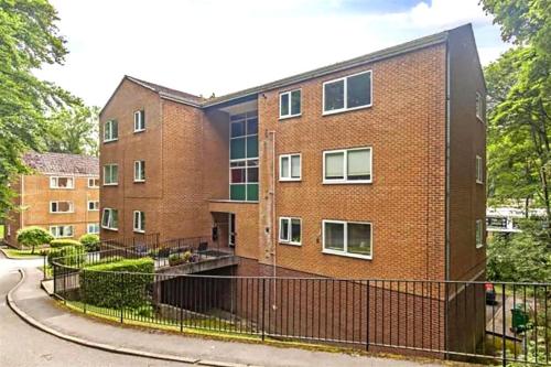 Countryside Apartment Nr. Dore Train Station - Sheffield