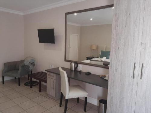 Imvelo Safari Lodge - Bloemfontein, South Africa - Updated 2026: Prices ...