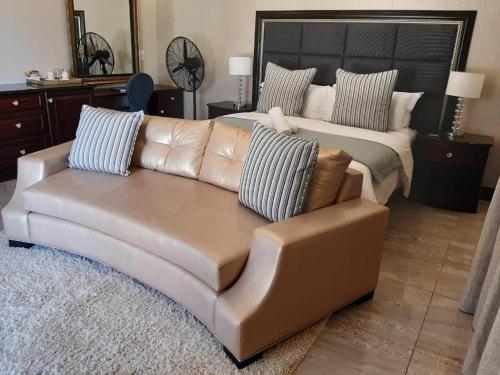 Imvelo Safari Lodge - Bloemfontein, South Africa - Updated 2026: Prices ...