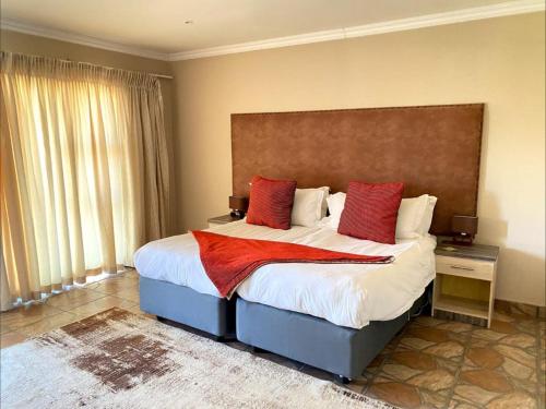 Imvelo Safari Lodge - Bloemfontein, South Africa - Updated 2026: Prices ...