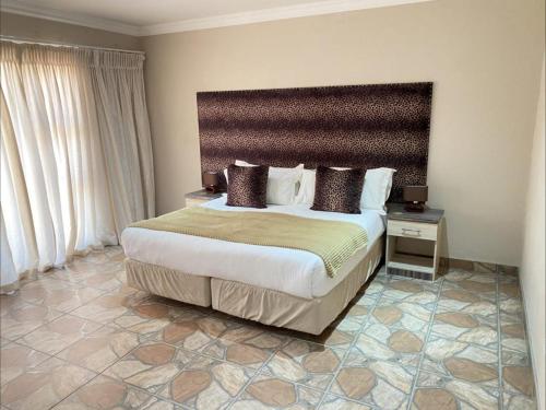 Imvelo Safari Lodge - Bloemfontein, South Africa - Updated 2026: Prices ...