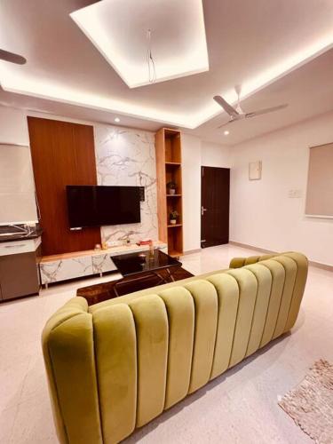 10 Top Hotels in Roorkee | Places to Stay w/ 24/7 Friendly Customer Service