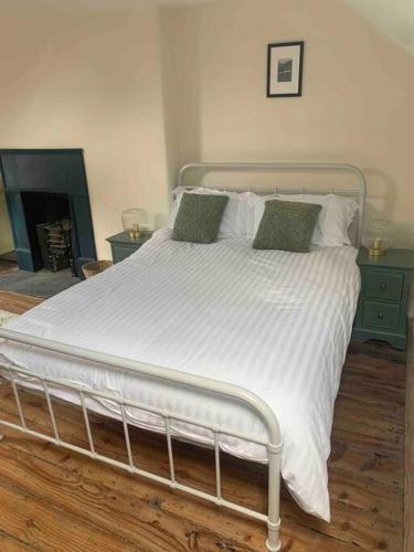 Character Cottage Nr Betws Y Coed. - Snowdonia