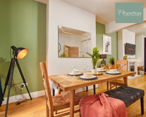 Big Contractor House With 6 Beds & Free Parking By Purestay - 7 Night Min! - Manchester