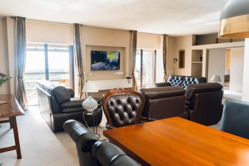 Elephant Hills Resort - Victoria Falls