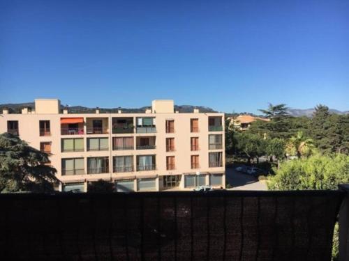 Studio Tres Agreable Avec Balcon Et Wi-fi - Sanary-sur-Mer