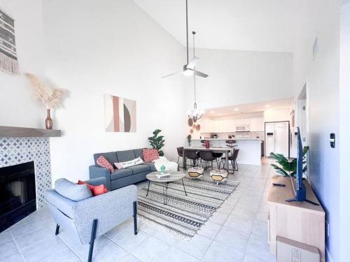 Serene Town Home In Chandler With Pool - Chandler