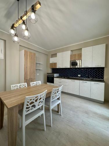 The White Lodge - Santa Flavia