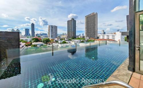 W8 Condo, Luxe 2 Bedroom Private Floor, Best Hip Central Bangkok Area, 5 Mins From Thonglo Bts Stati - Bangkok