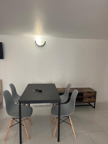 Chaudari Guest House - Palaiseau