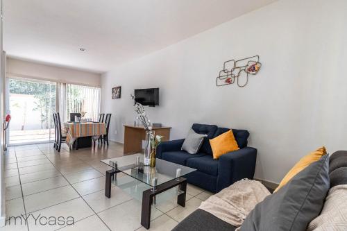 Espaciosa Casa Moderna C/ Patio Privado - Aguascalientes