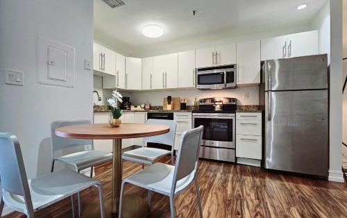 The Lofts On Clematis 303 Downtown West Palm Beach - Palm Beach, FL