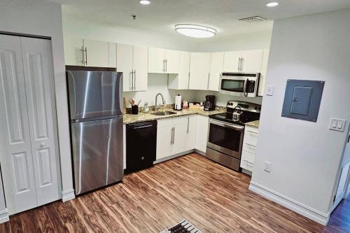 The Lofts On Clematis 402 Downtown West Palm Beach - West Palm Beach, FL