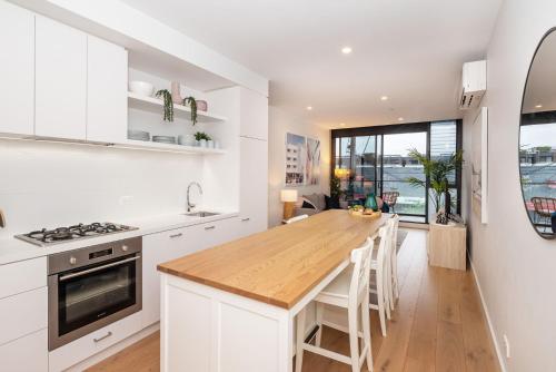 Bayside Living At The Hampton - Bayside City