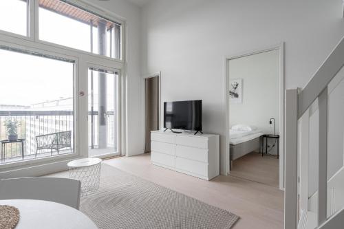 Brand New Top Floor Loft With Balcony - Tampere