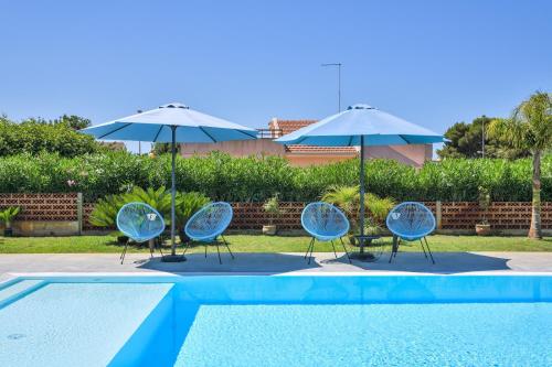 From €49pp - Villa delle Ondine, con Piscina Privata, a 180 metri dal ...