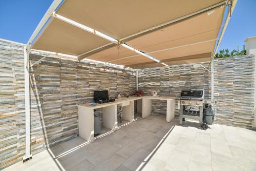 From €49pp - Villa delle Ondine, con Piscina Privata, a 180 metri dal ...