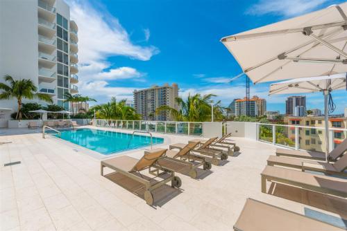 Tiffany Indigo - Rooftop Pool, Gym, Walk To Beach - Fort Lauderdale, FL