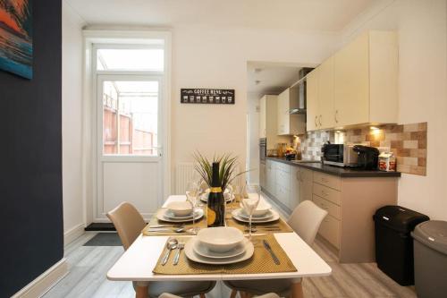 Cosy Home With Street Parking For You - Derby