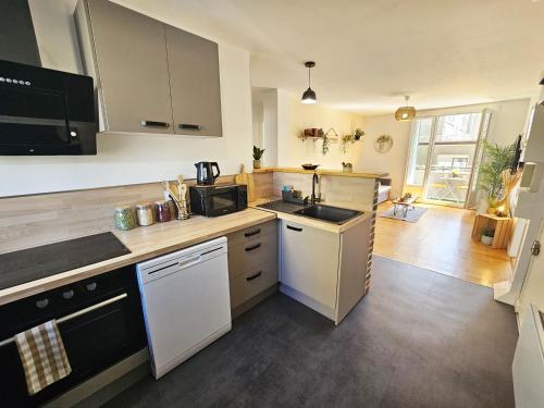 Le Bourget, Grand Appartement Proche Du Centre - Grenoble
