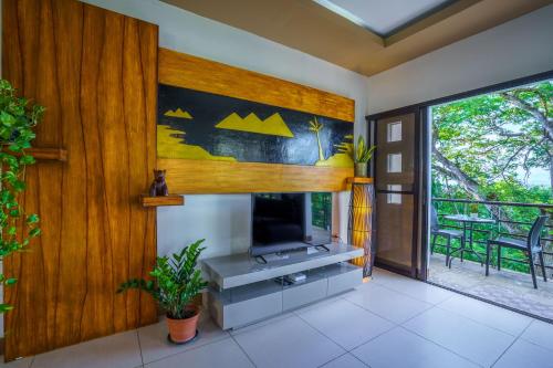 Oceanside 2 Bedroom House, 100mbps Wifi - Panglao