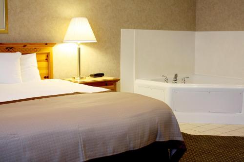 2 Best Hotels With Water Park In Rochester, Minnesota - Updated 2025 ...