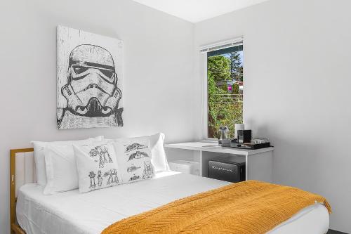 Luke's Jedi Meditation Chamber - Seattle, WA
