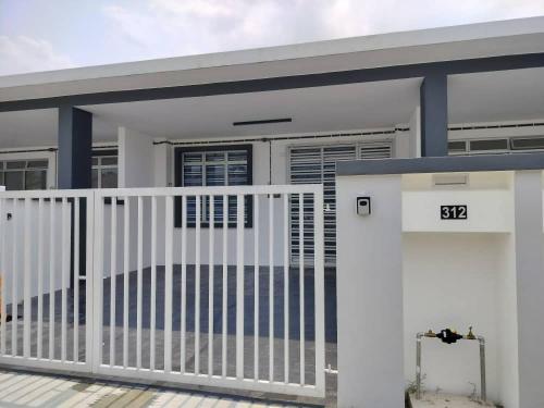 Ssr312/s2town/3r2b Homestay - Seremban
