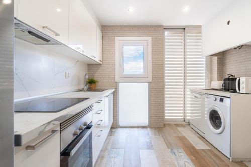 Penthouse - Sea Views & 5min To Beach - Fast Wifi - Ac - Creixell