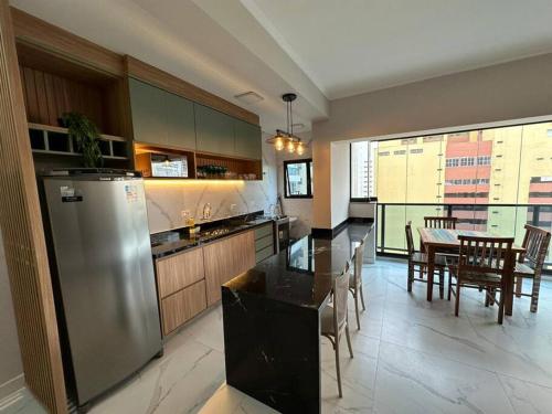 Flat Lindo - 100m Da Praia De Pitangueiras 3123 - Guarujá