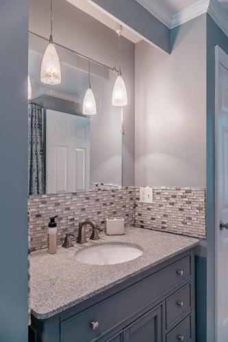 From $41pp - Charming house near beaches, lakes, mountains, skiing and ...