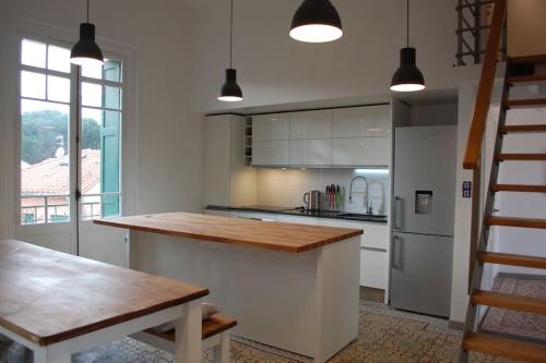 Gorgeous Apartment Superbly Located In Old Town - Port-Vendres