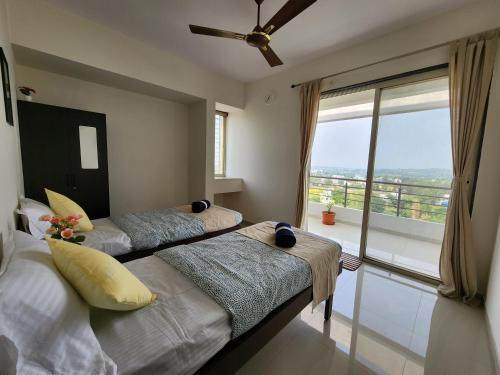 Trinity Stays Nashik - Mountain View Entire Apartment Close To Sula - Nashik