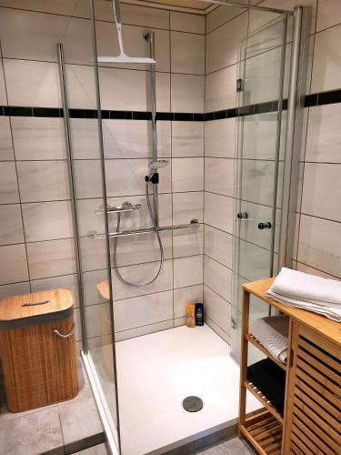 Schone, Modernisierte Wohnung - Dudweiler - Sarrebruck