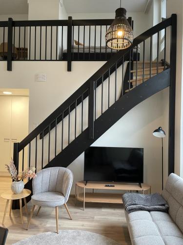 Beautiful Loft Apartment With Glazed Balcony - Tampere
